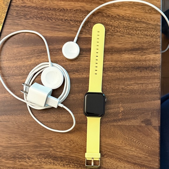 Apple | Accessories | Apple Watch Series 5 4 Mm Smartwatch With Two ...